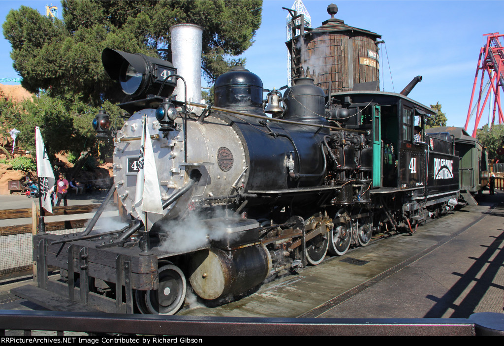 RGS 41 Locomotive (2-8-0)